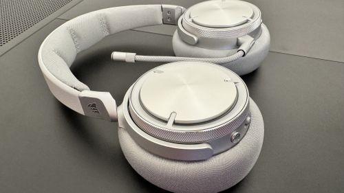 Metadox Ombra soundproof mask impressions | PC Gamer