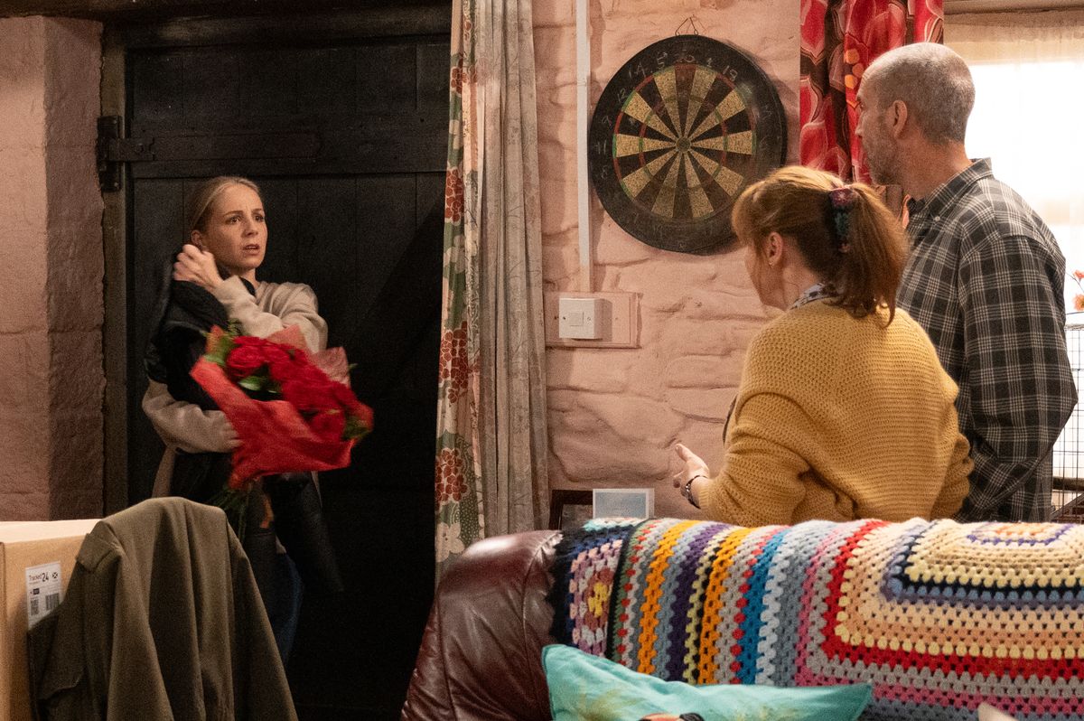Emmerdale spoilers: Belle Dingle arrested over Tom trouble | What to Watch