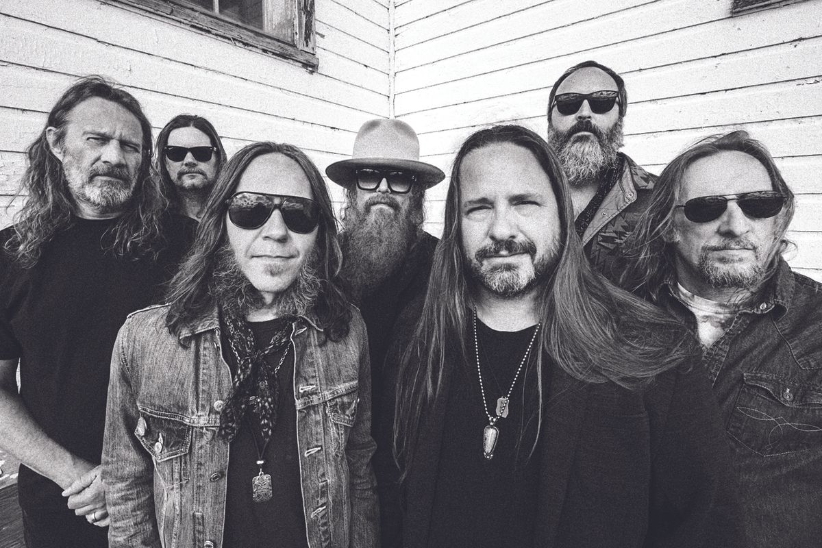 How Blackberry Smoke evolved by slimming down in the studio | GuitarPlayer
