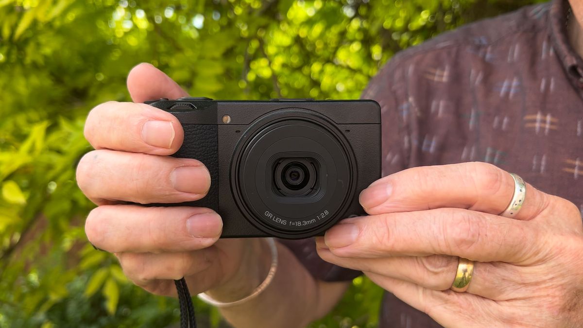 Ricoh GR III HDF review | Digital Camera World