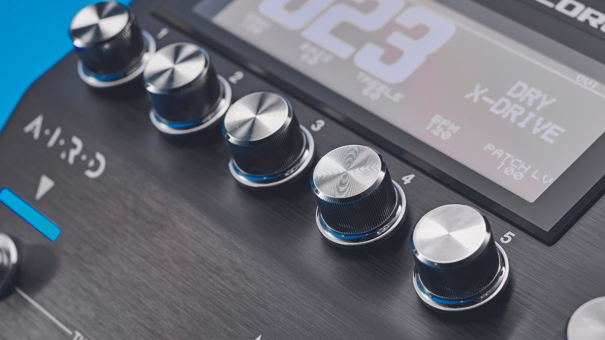 Boss GT-1000 Core vs HX Stomp: which amp and effects modeler should you ...