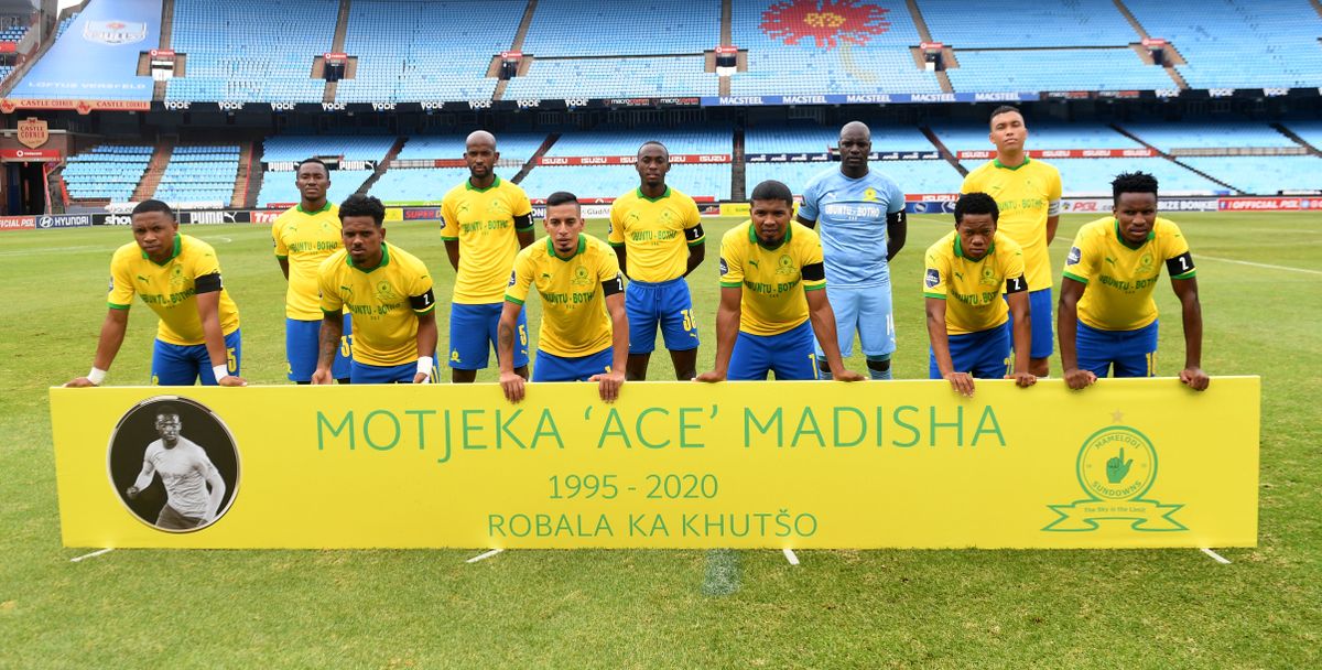 Watch: Sundowns, Chippa pay their respects to the late Madisha ...