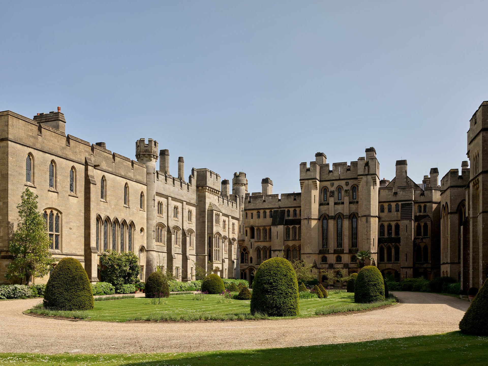 The feudal splendour of Arundel Castle's magnificent interiors ...