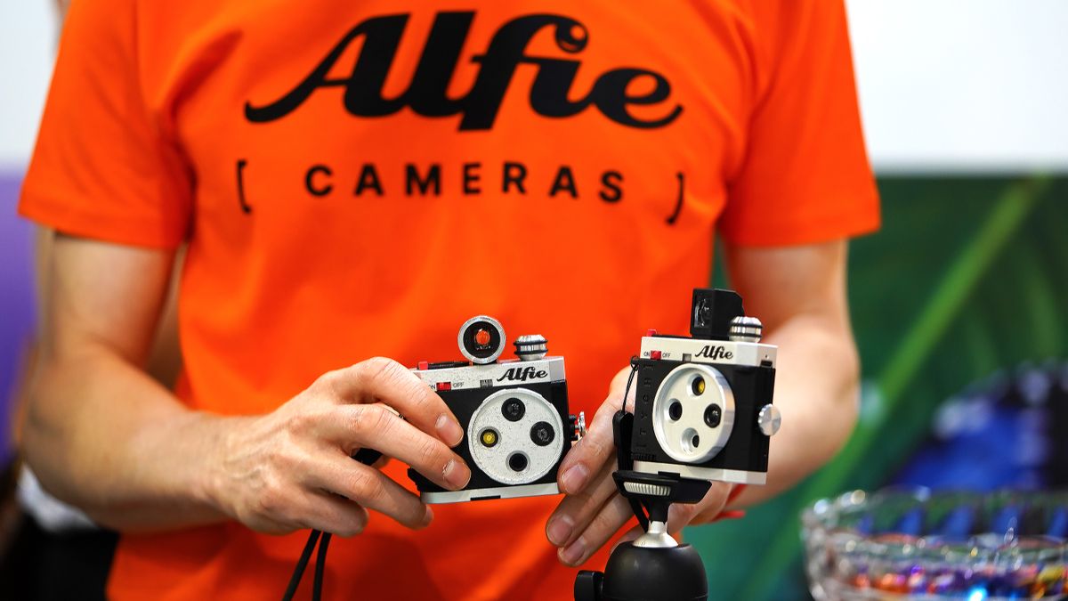 Alfie Tych retro half-frame cameras launched at The Photography Show ...