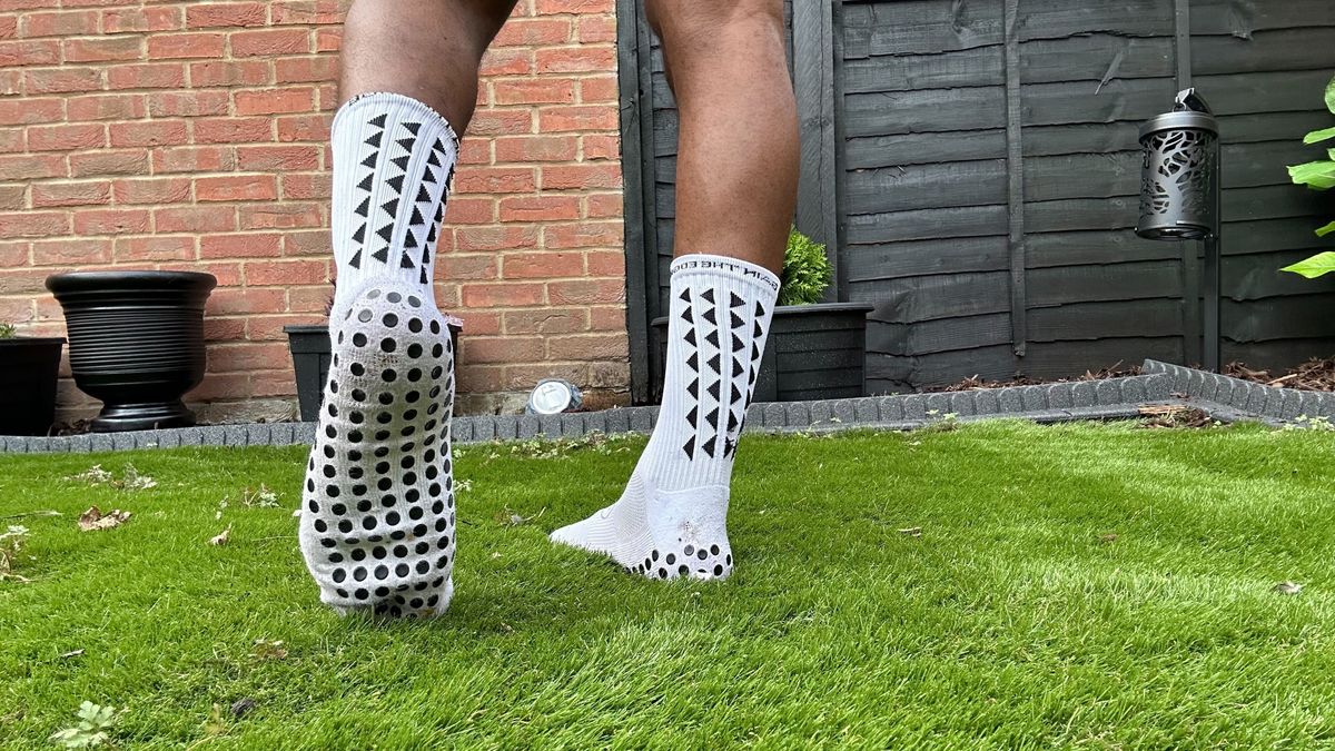 Best grip socks for soccer: Improve your game with enhanced traction ...