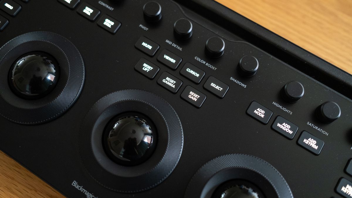 Blackmagic Design DaVinci Resolve Micro Color Panel review: tactile ...