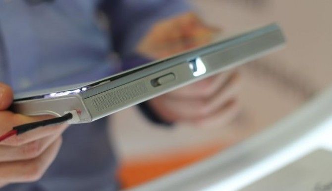 This Tablet-Projector Combo Puts Android On Your Wall | Laptop Mag