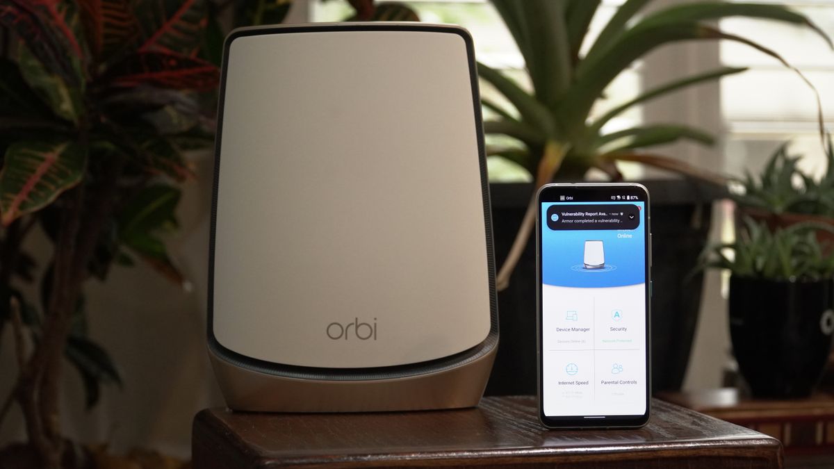 Netgear Orbi RBR860S router review: A bizarre balance of feature ...