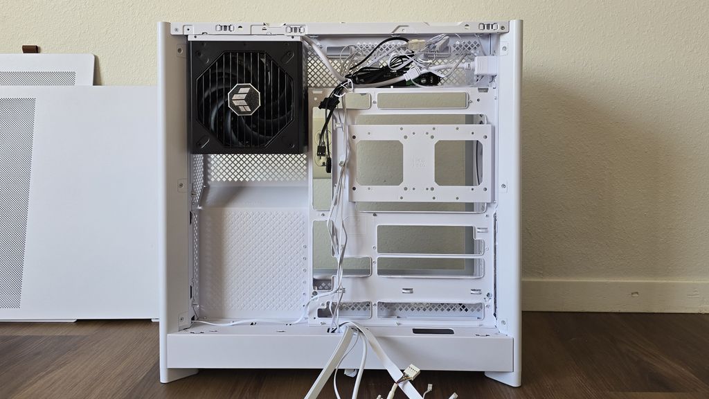 Montech HS02 Pro Case Review: GPU thermals take center stage | Tom's ...