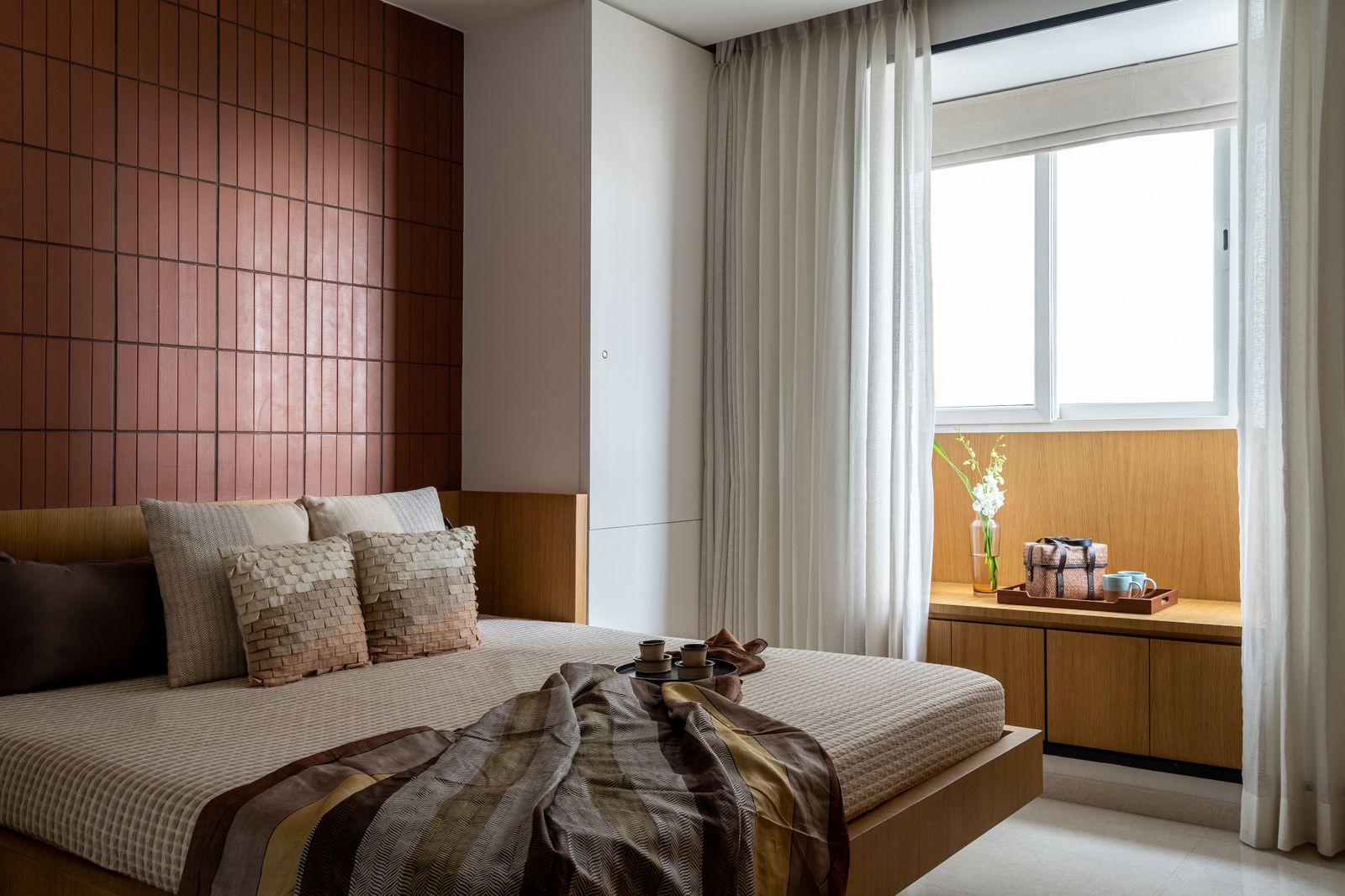 10 ideas for decorating with terracotta accents | Livingetc