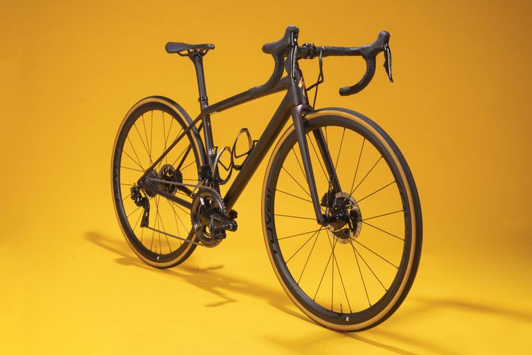 Best lightweight bikes 2025: a buyer's guide to climbers' bikes ...