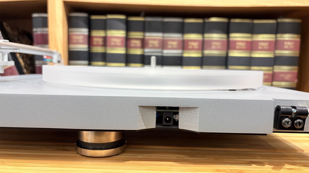 Clearaudio Compass review: a broad, spacious sound alongside ample ...