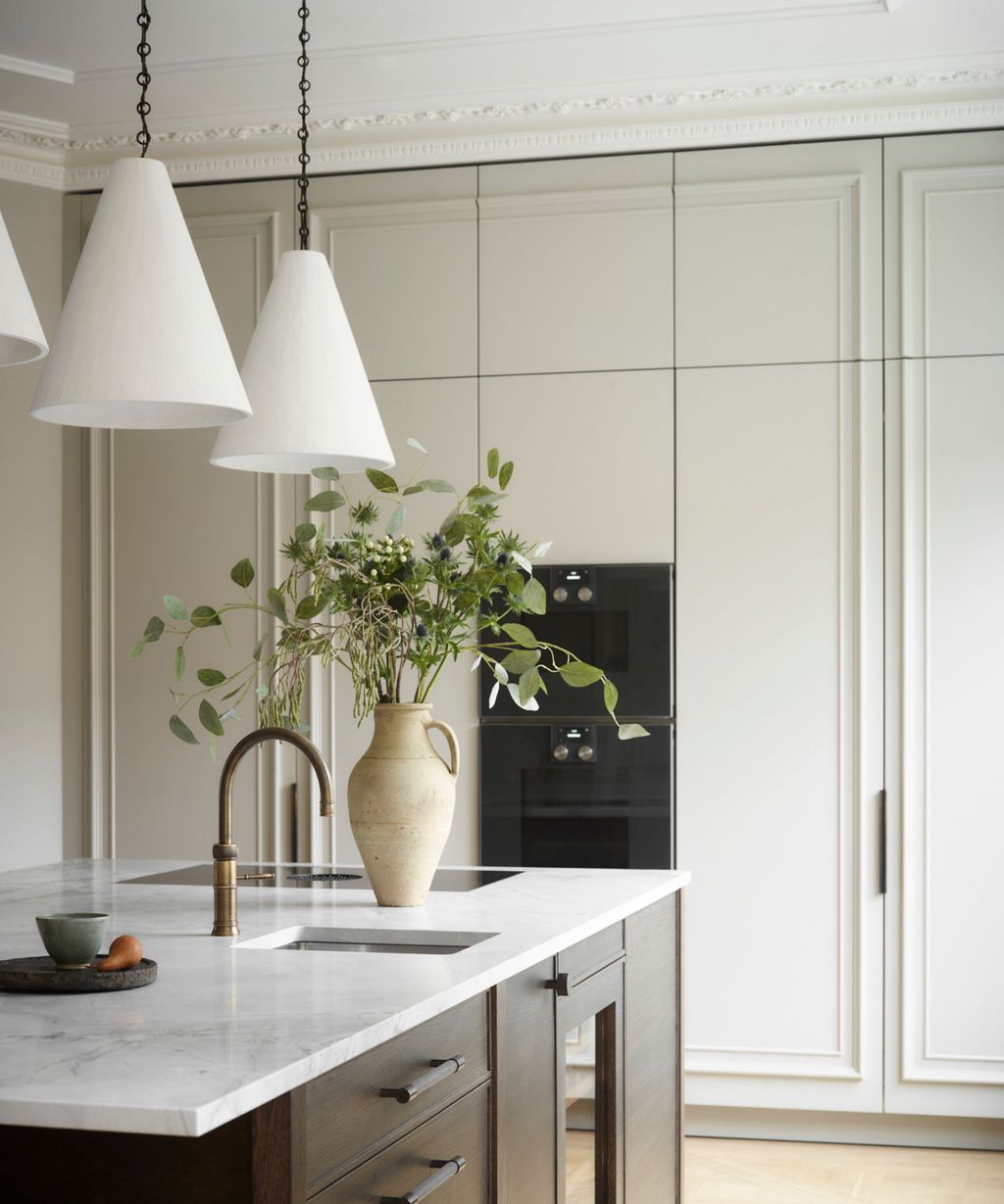 Tour this hidden kitchen where the design brief was to create a space ...