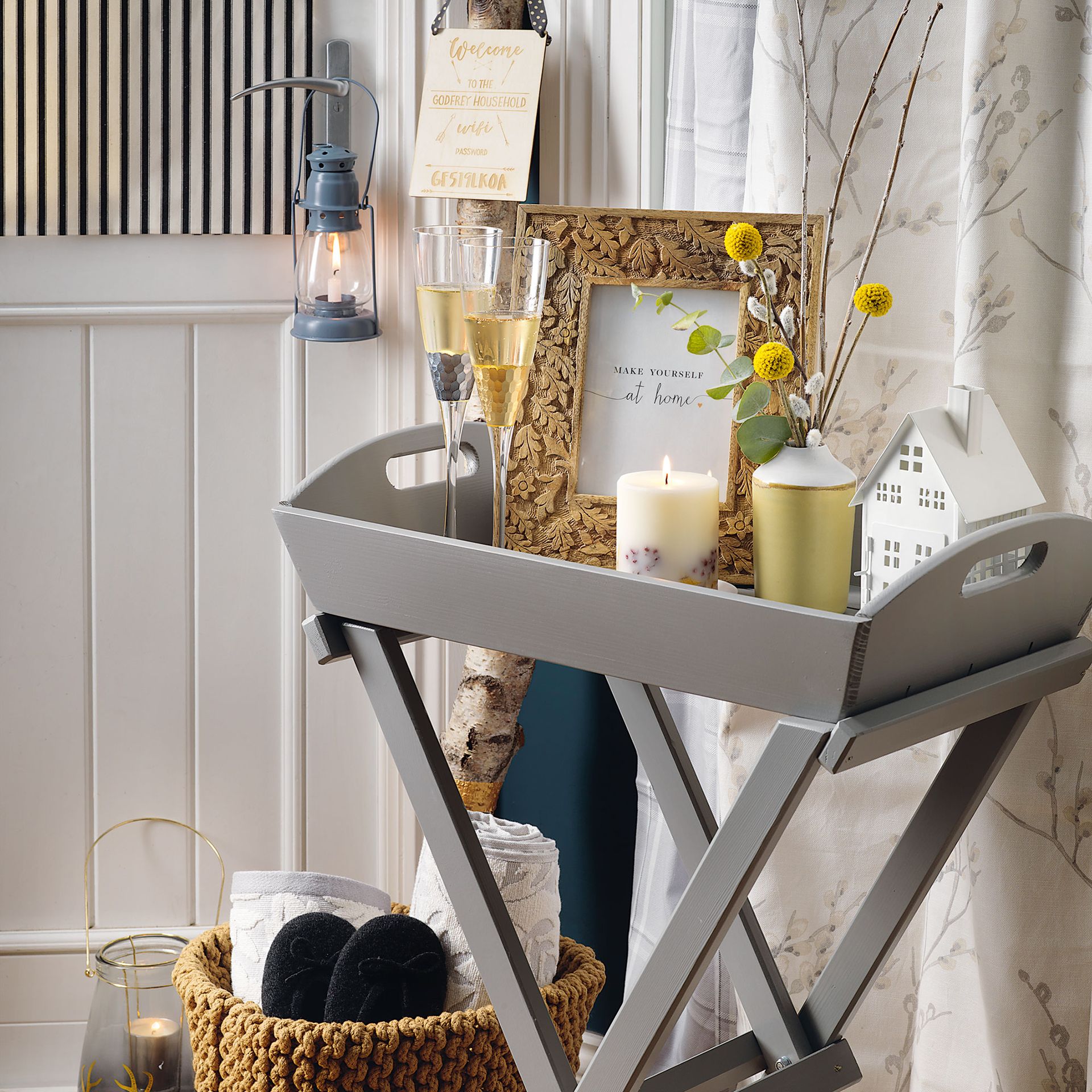 What to put in a guest room - 12 things you should include | Ideal Home