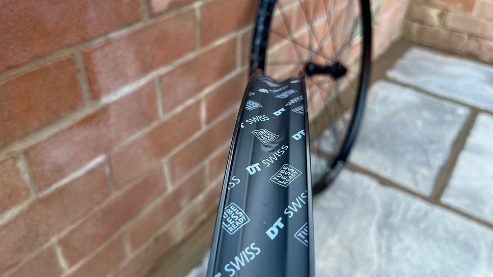 DT Swiss 1900 review | Bike Perfect