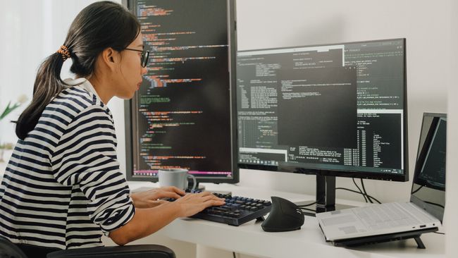 How to rotate a screen on laptops and flip your display | ITPro