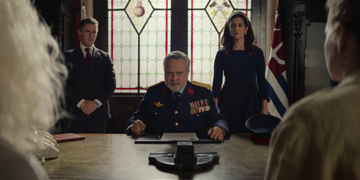 'Kaos' Cast: What to Know About the Stars of the Netflix Series | Marie ...