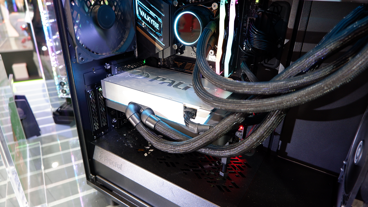 Palit has created a part-air, part-liquid, all-monster RTX 4090 ...