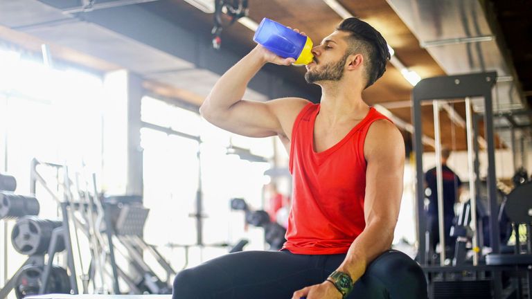 What is pre-workout? How to use it, benefits and potential side effects ...