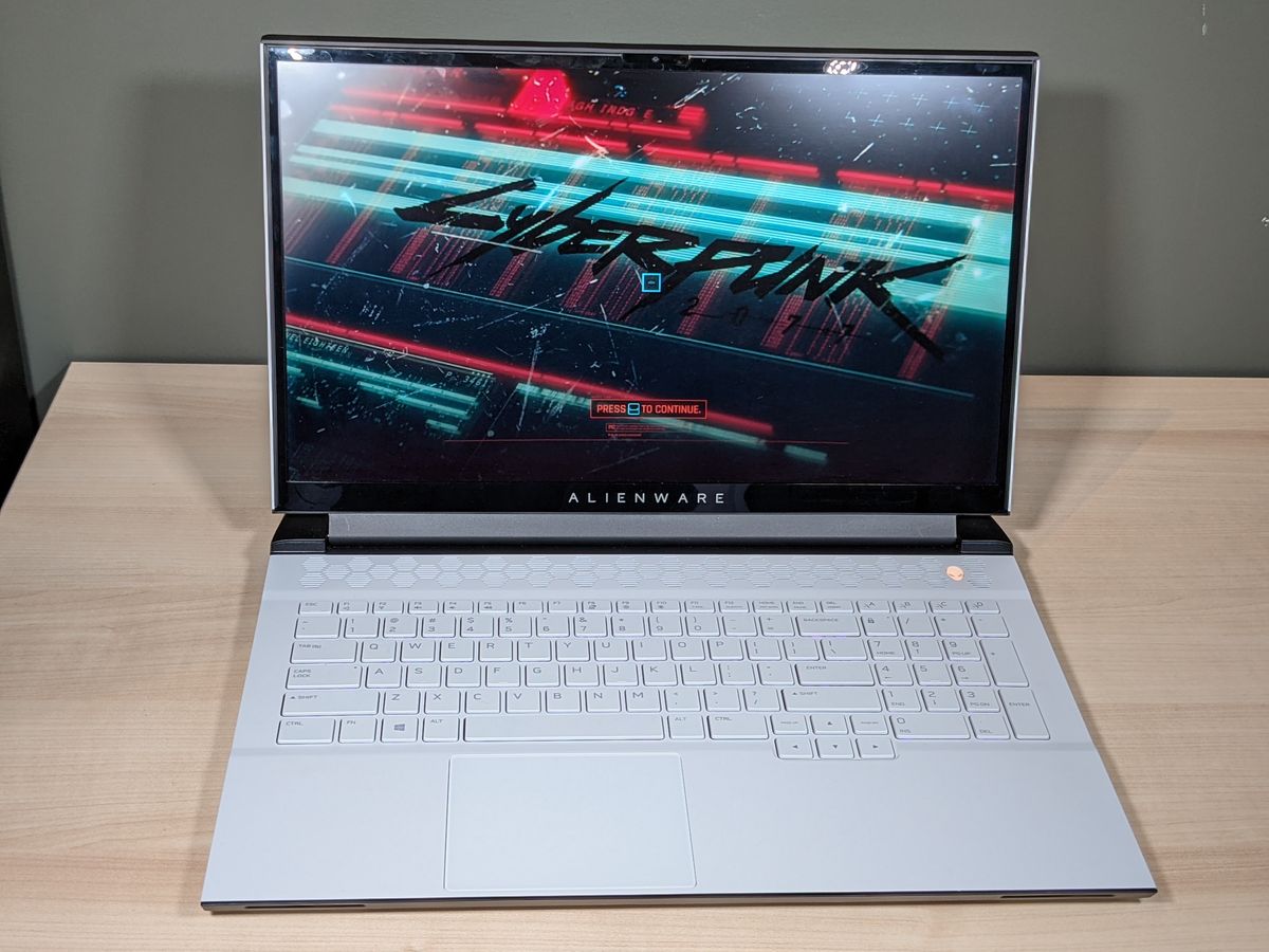 Alienware m17 R4 Gaming Laptop Review: Can’t Get Much Faster | Tom's ...