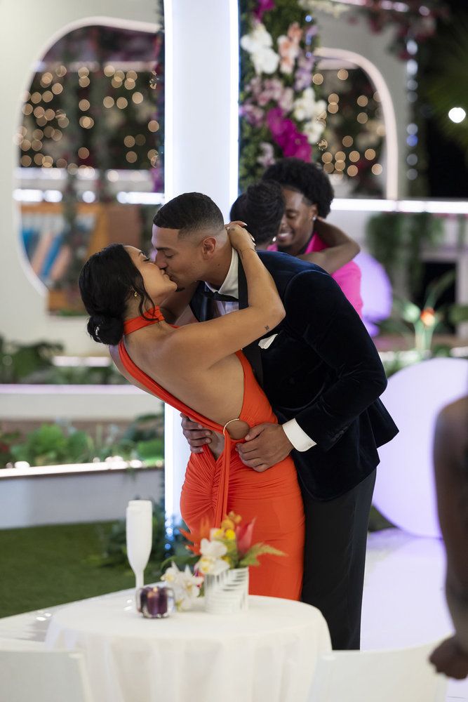 Are Leah Kateb and Miguel Harichi from 'Love Island' Still Together ...