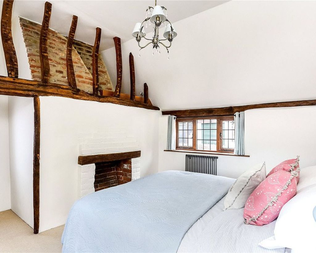 Kate Winslet’s cottage from 'The Holiday' is on Airbnb | Homes and Gardens