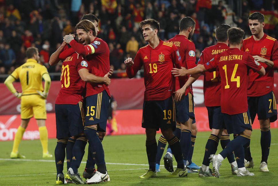 Moreno wants Spain to clinch seeded spot for Euro 2020 finals | FourFourTwo