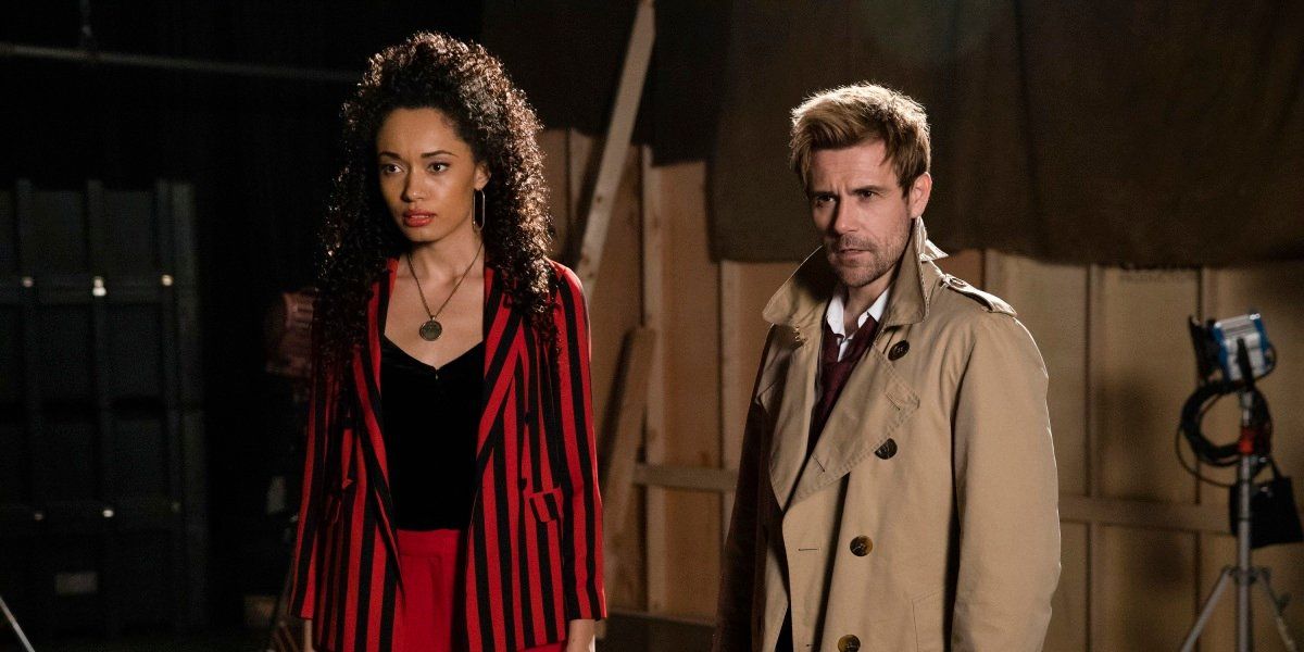 Legends Of Tomorrow's Cast Looks Awesome As Star Trek Characters In New ...