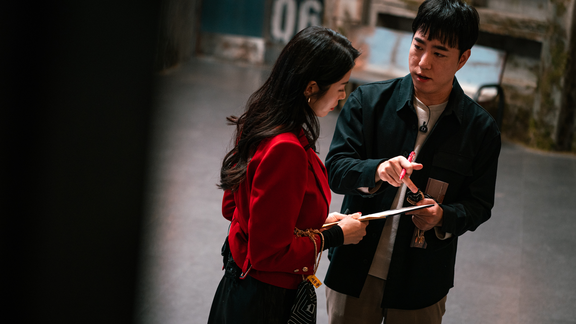 Devils Tv Show Season 1 60 Photos - Moonagedaydream.film