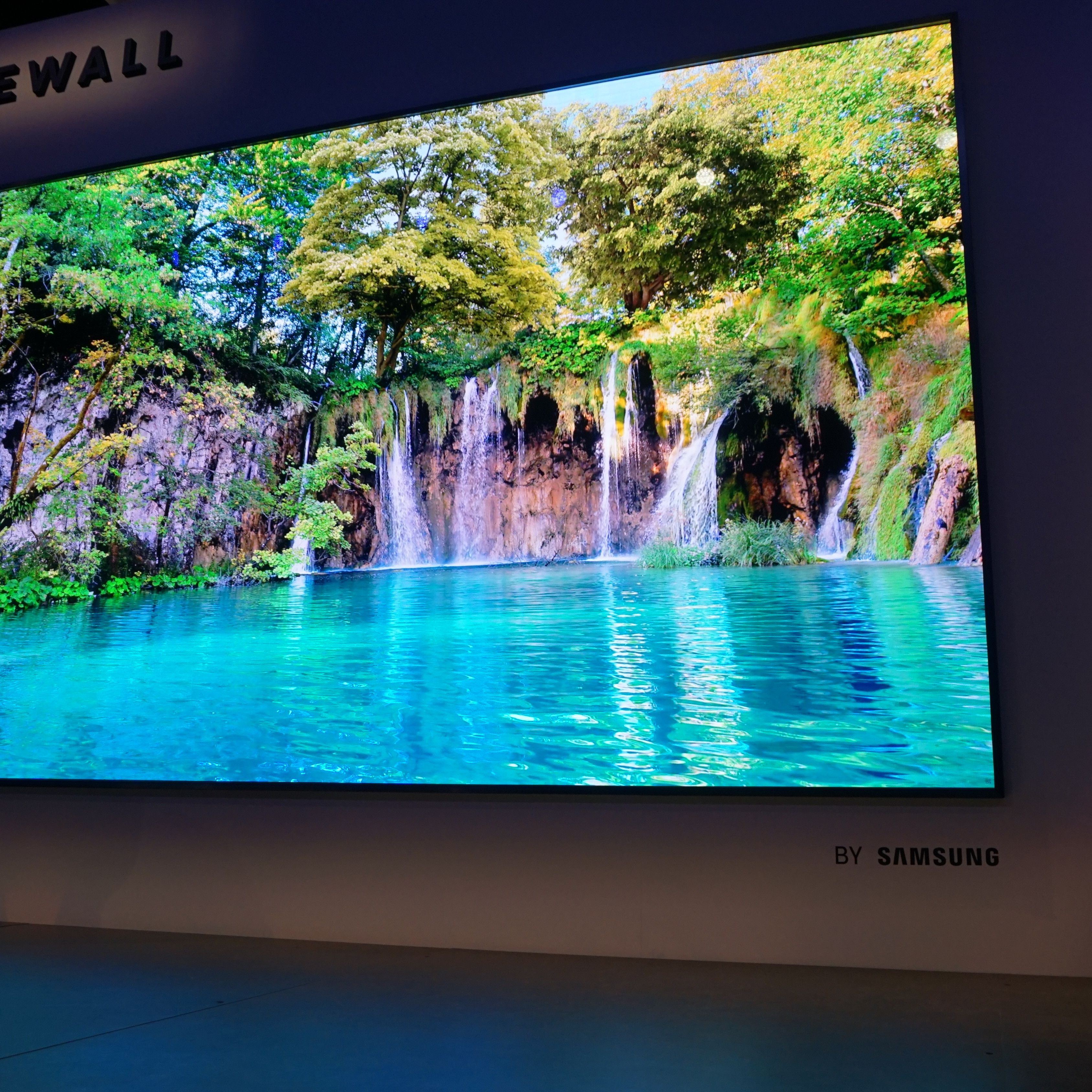 Wall Of Televisions Which TV Wall Mount To Buy? Choosing The Best