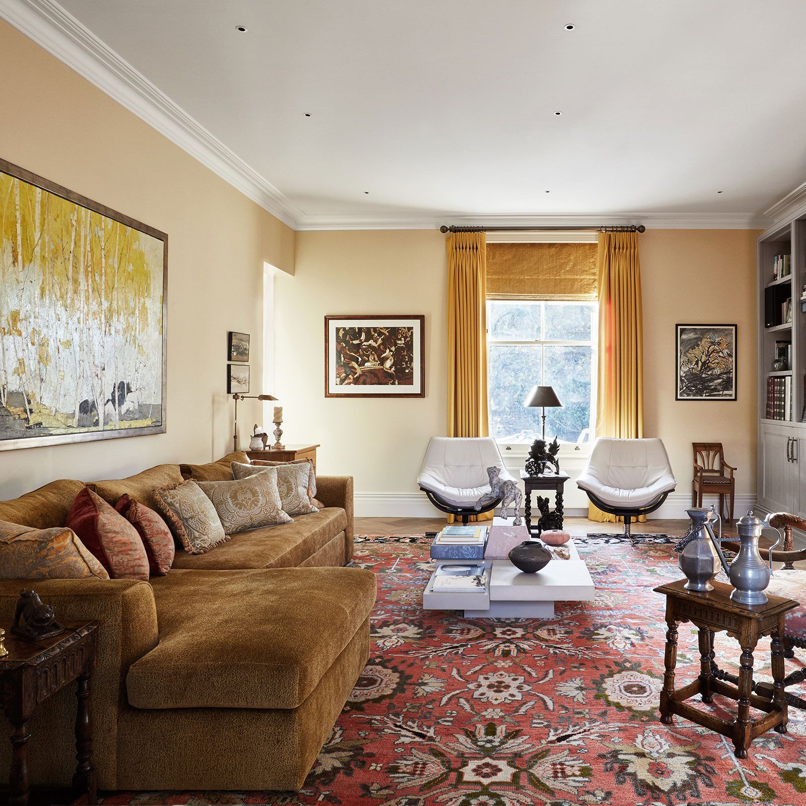 Yellow Living Rooms With Wood Trim