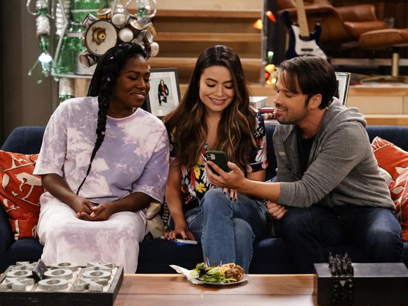 Miranda Cosgrove Icarly Igoodbye