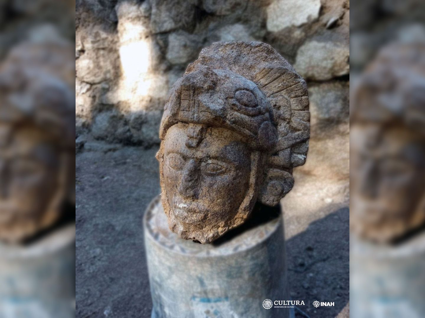 Statues Des Dieux Mayas Tokyo At Maya Mall Picture Of Barceló Maya