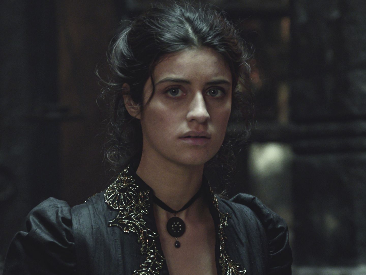 Actress Yennefer 60 Photos - Moonagedaydream.film