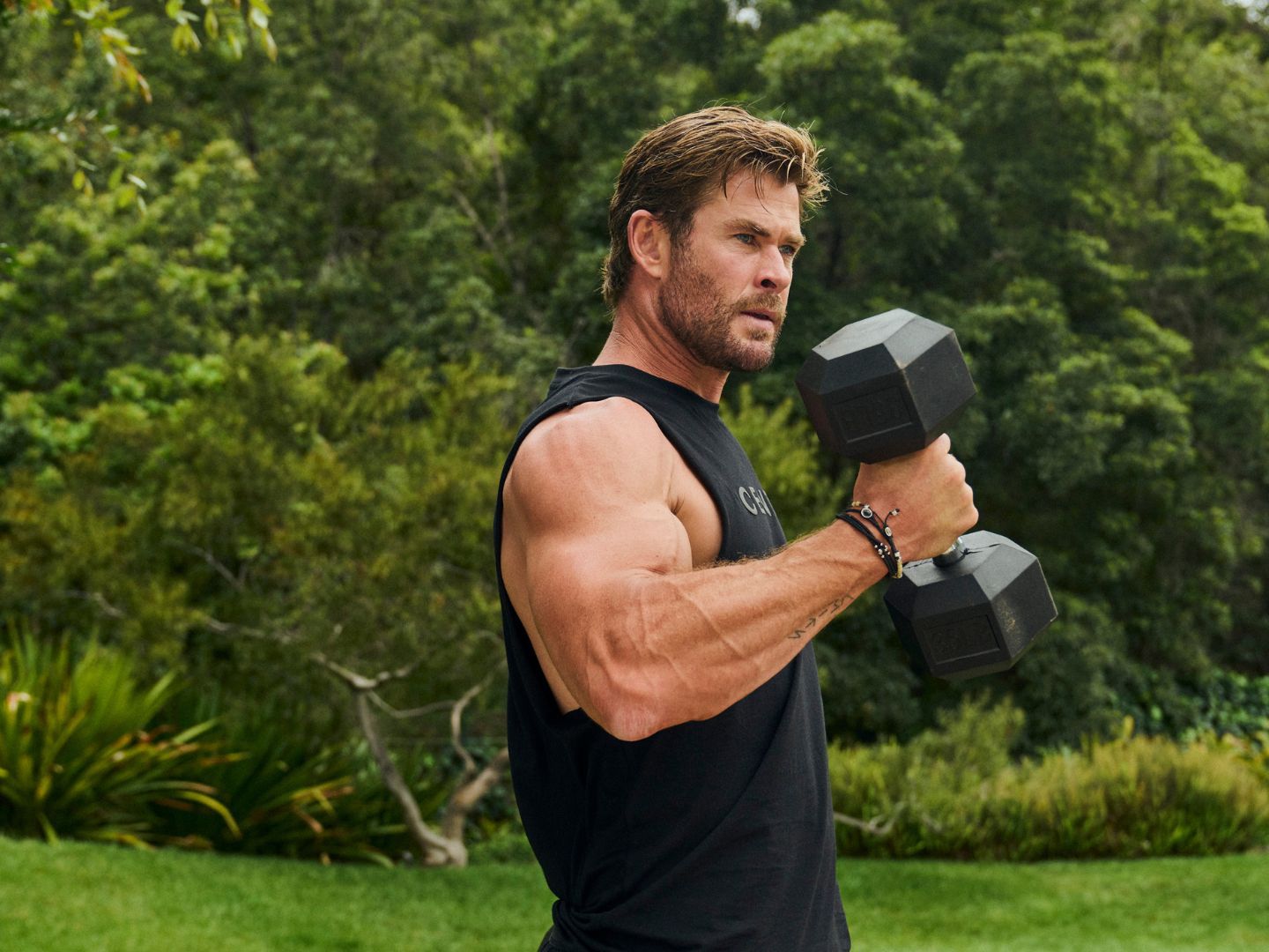 Chris Hemsworth Body Shape