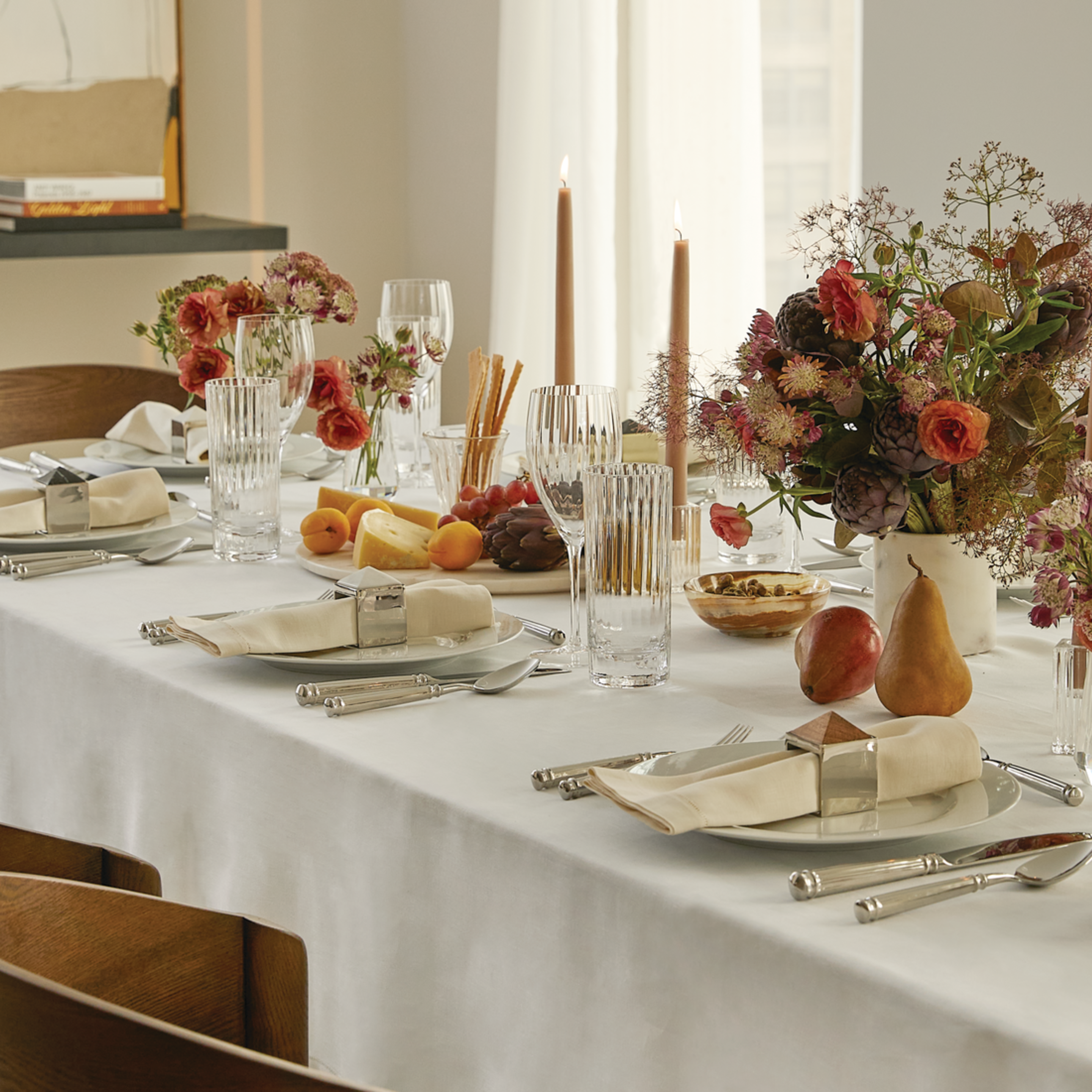 English Style Table Setting