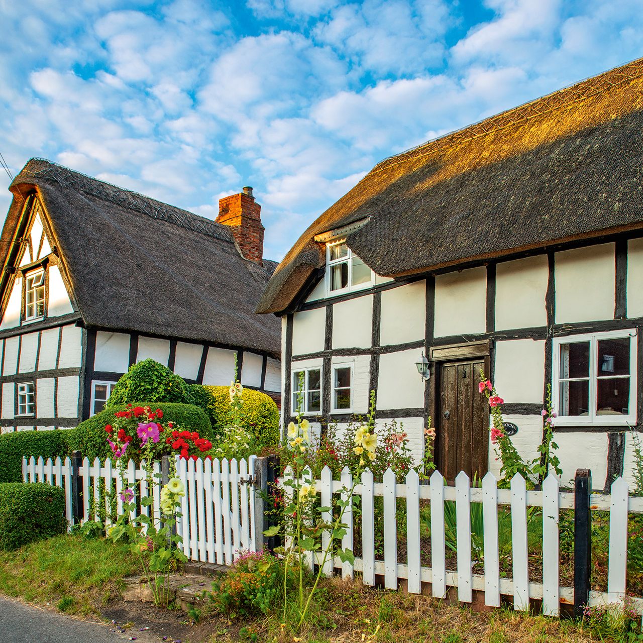 Cottage Style Front Yards Front Yard Landscape Ideas: Boost Your