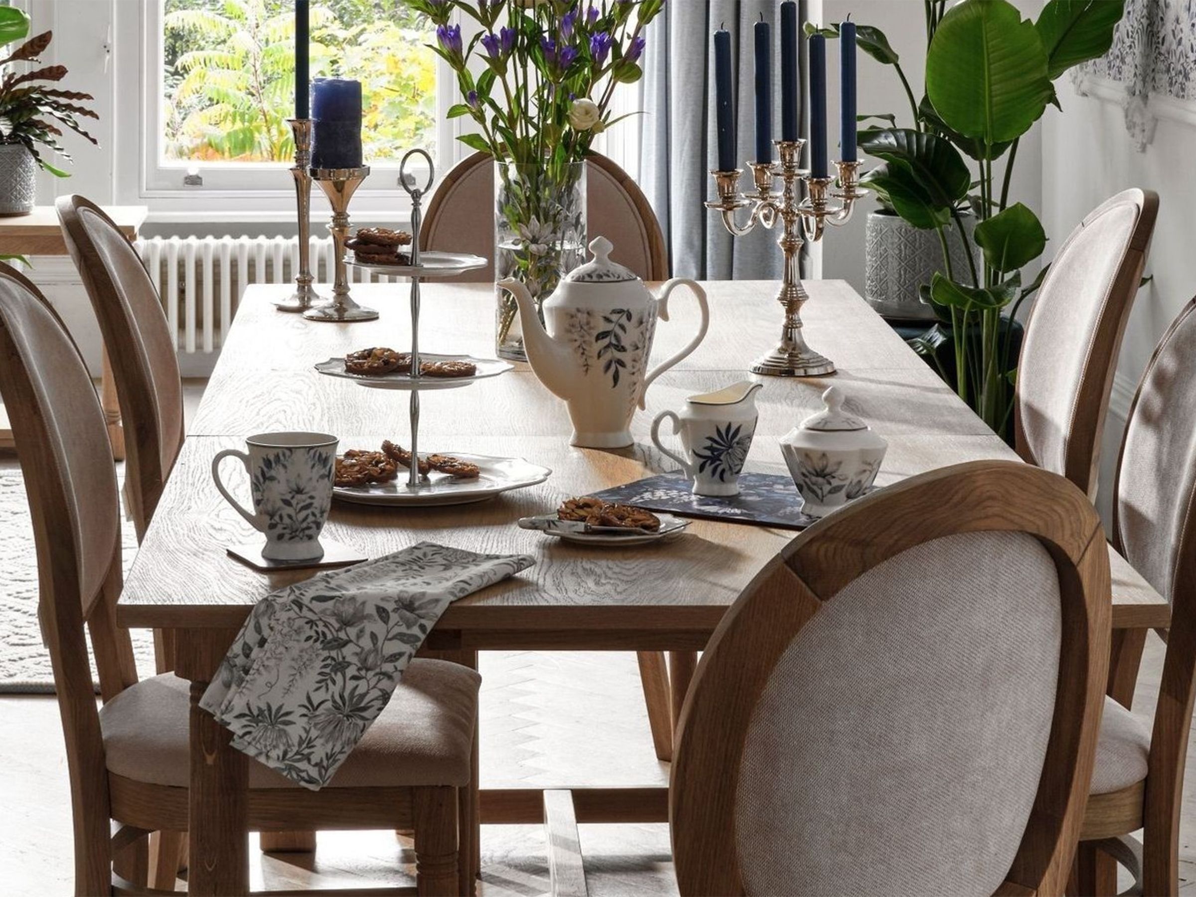 Dining Room Interior Design Pictures