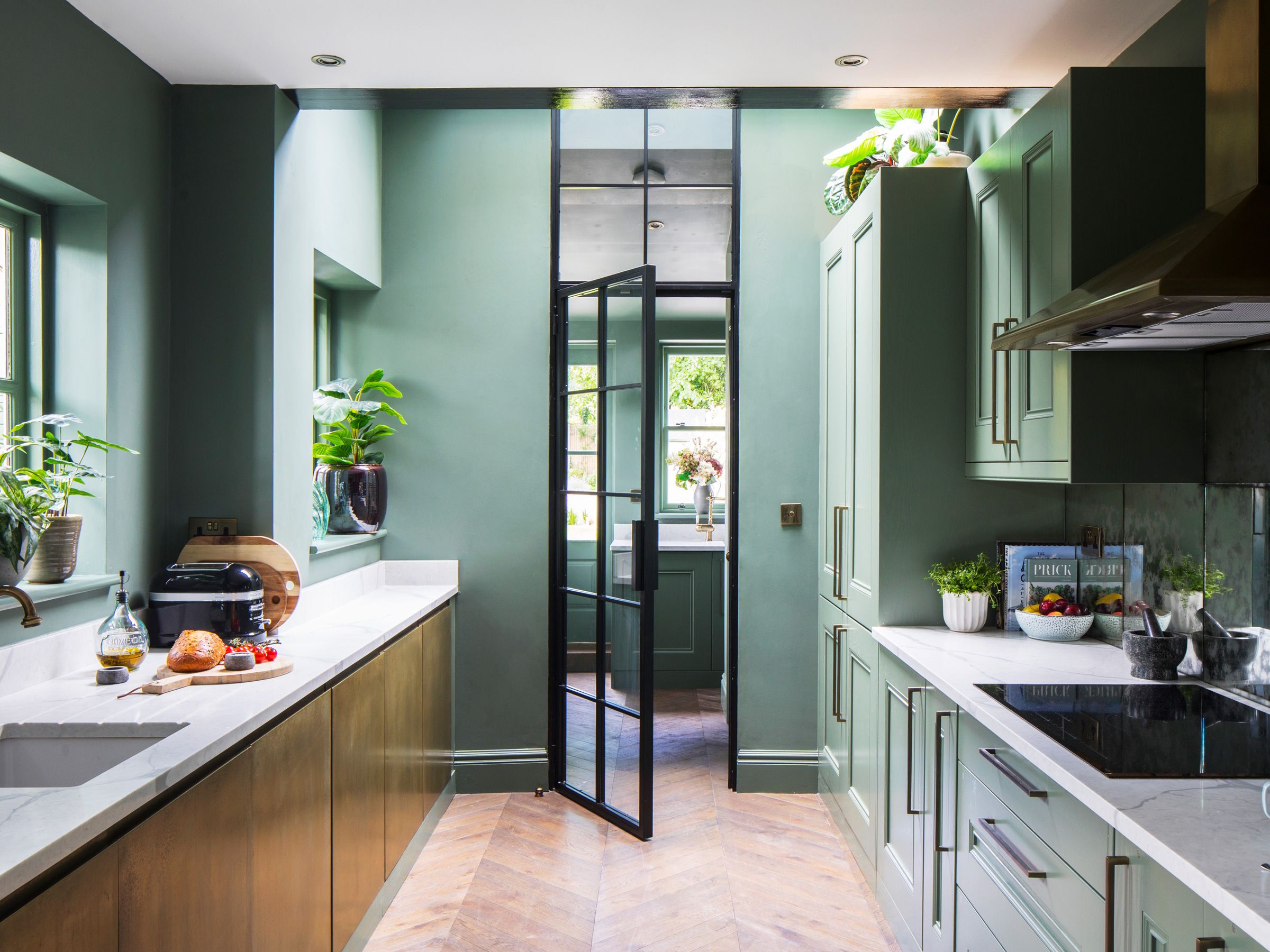 Kitchen Bar Ideas For Small Kitchens