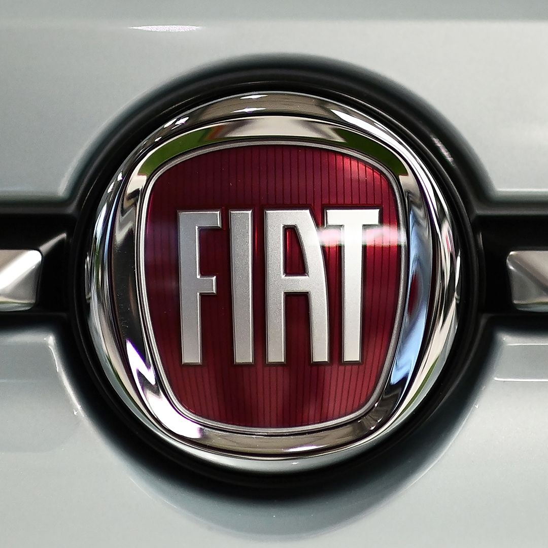 Pin By Shila Rq On Design Logo Evolution Fiat Logo Car Logos Fiat