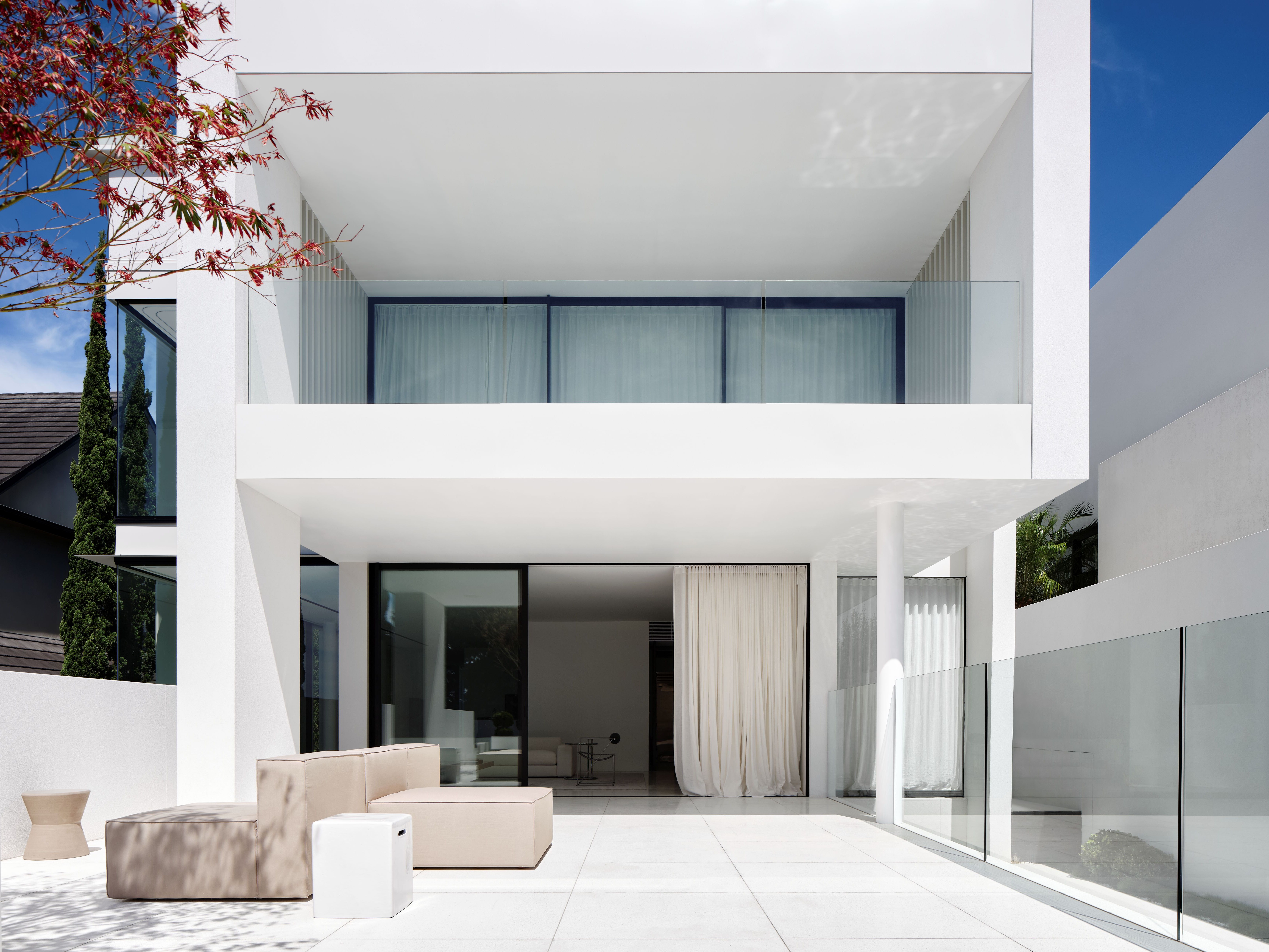 White House Style Architecture