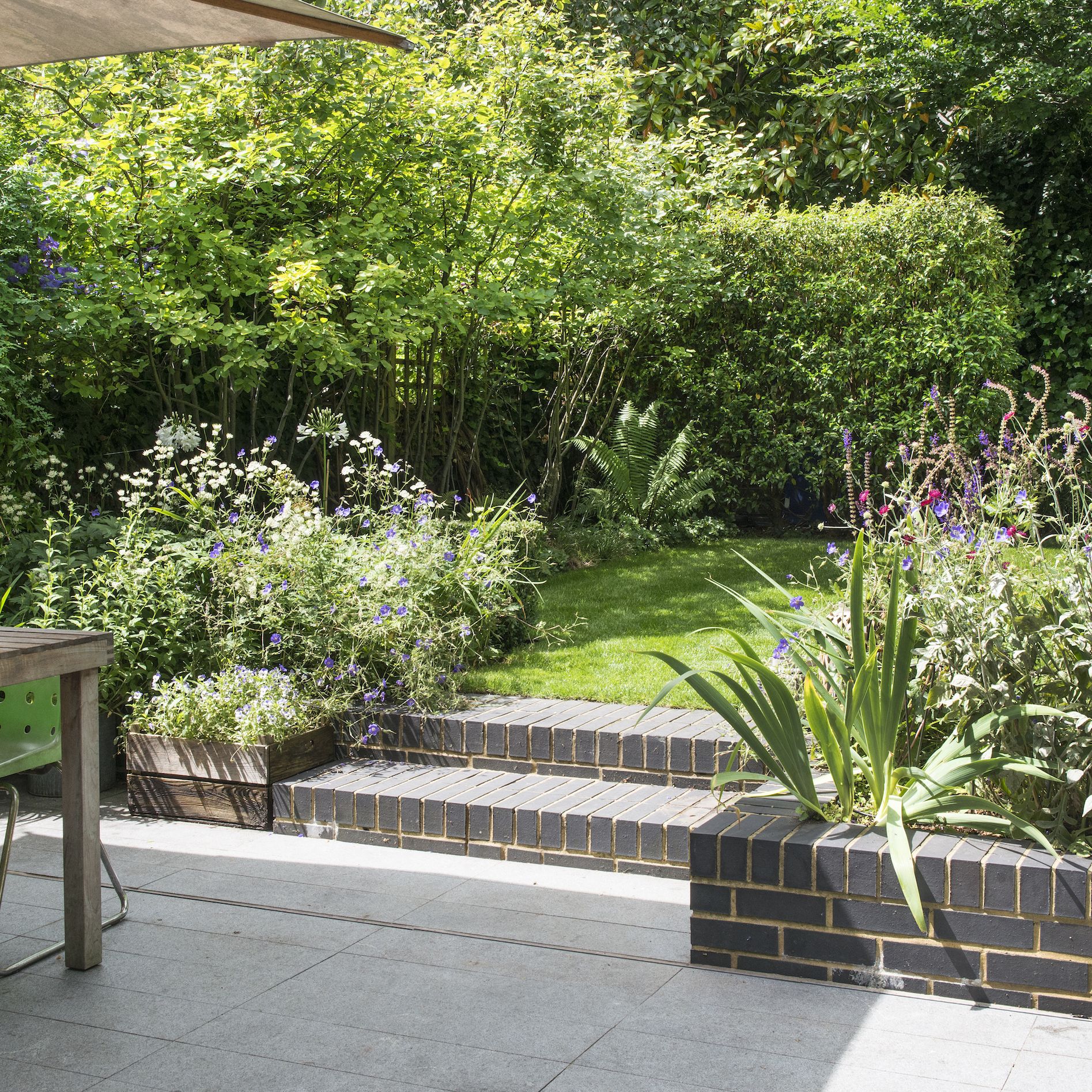 Concrete Patio Border Ideas