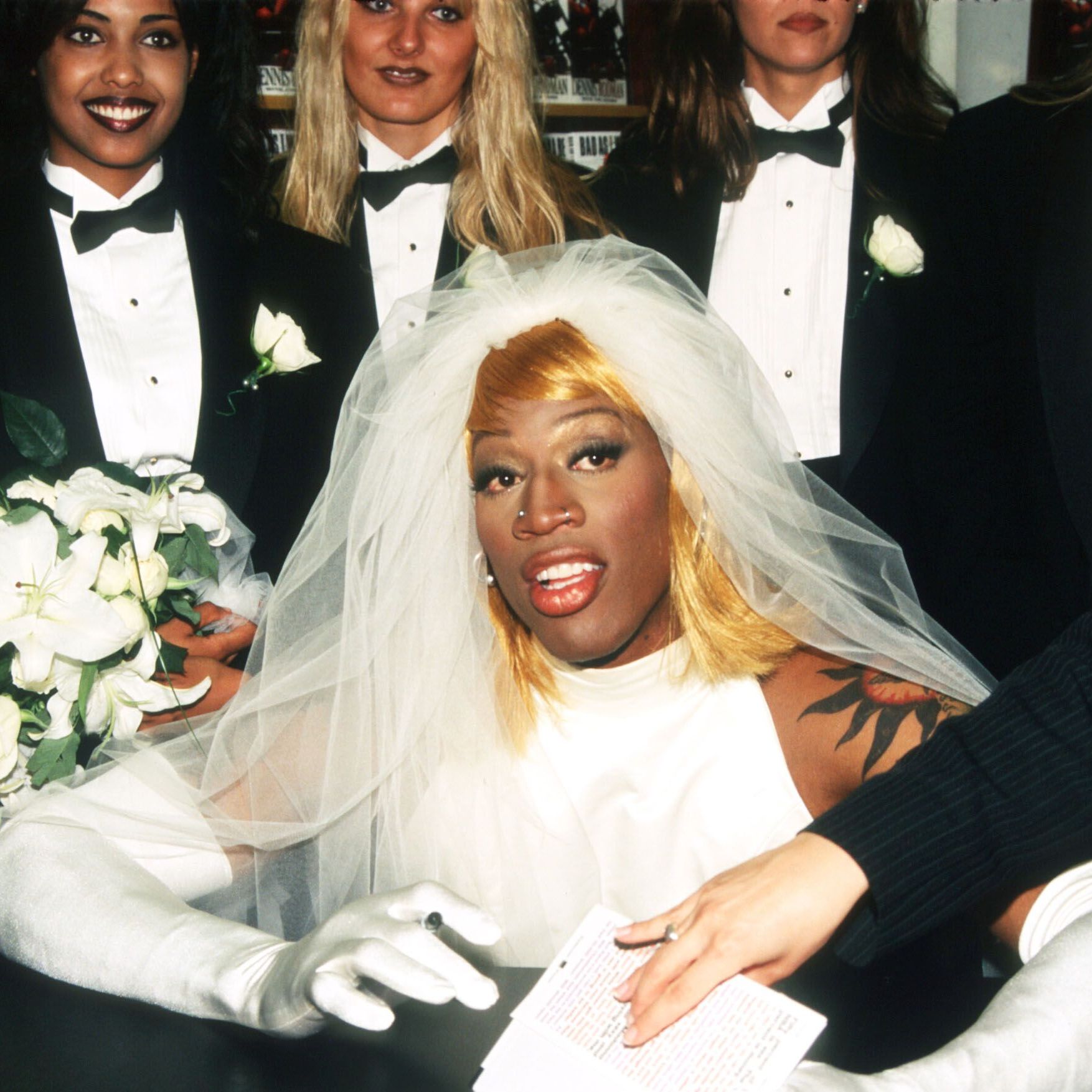 Dennis rodman in a wedding gown 60 photos - Astyledwedding.com