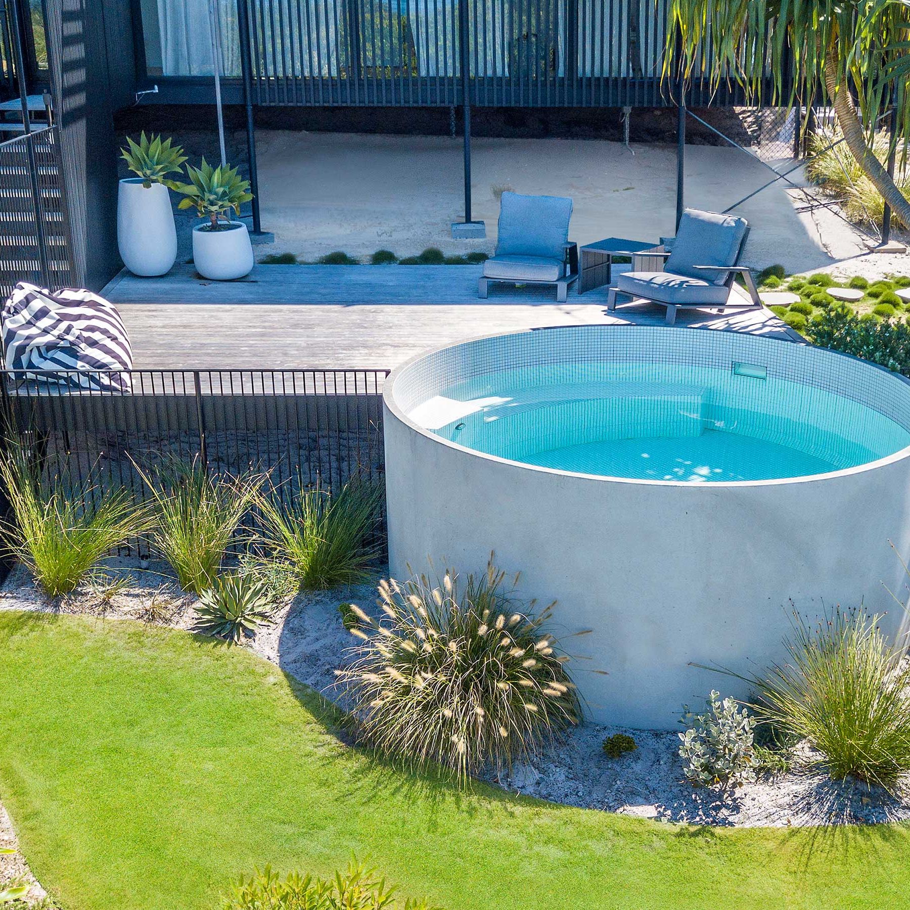 How To Build A Small Deck Around Above Ground Pool - Infoupdate.org