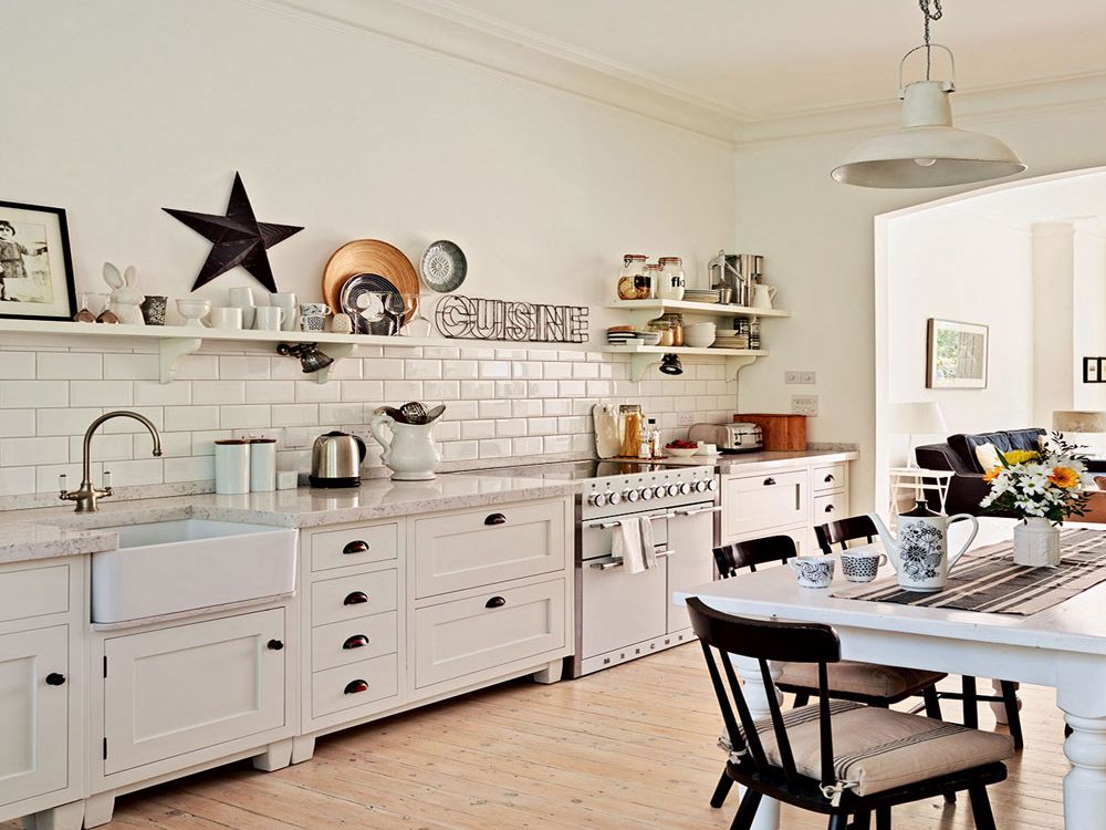 Open Kitchen Family Layout