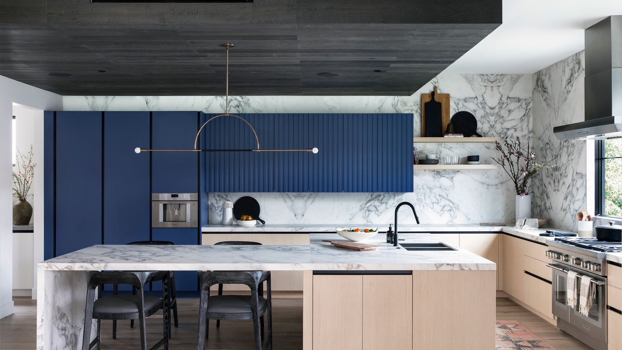 Dark Blue Kitchen Countertops 32 Beautiful Blue Kitchen Ideas To Try