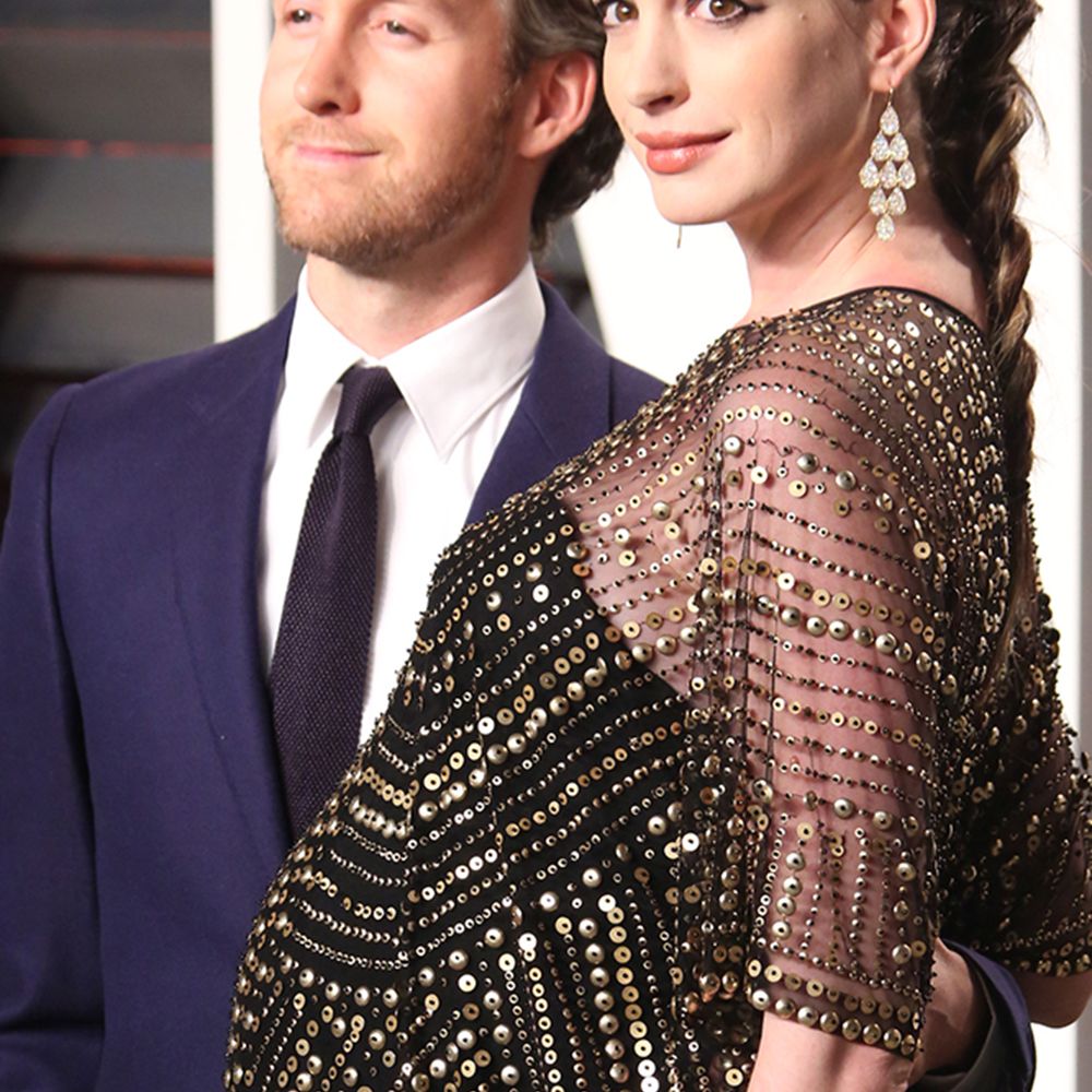 Meet Jonathan Rosebanks Shulman Photos Of Anne Hathaway