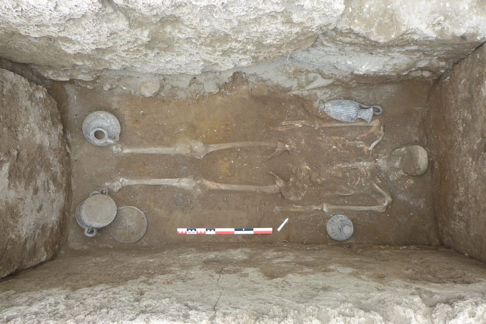 Pompeii Photos: Archaeologists Find Skeletal Remains of Victims of ...
