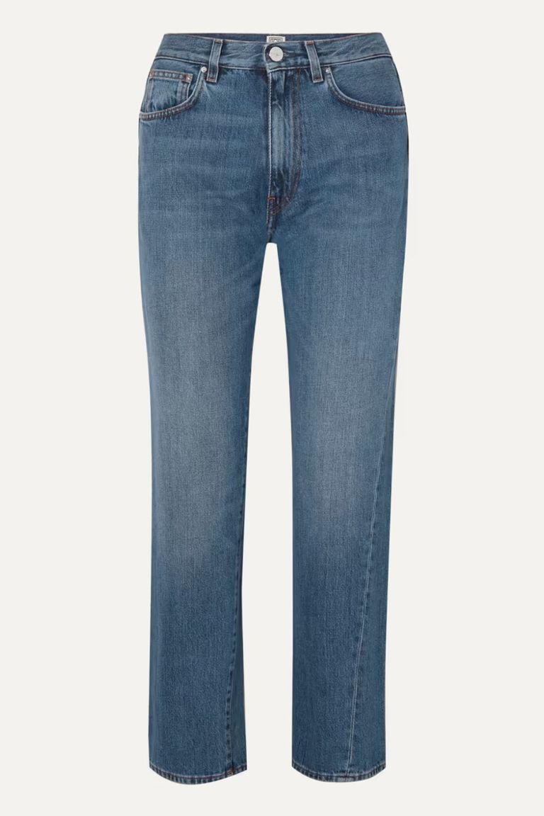 Wardrobe Basics: 14 Items of Clothing Every Woman Should Own | Marie ...