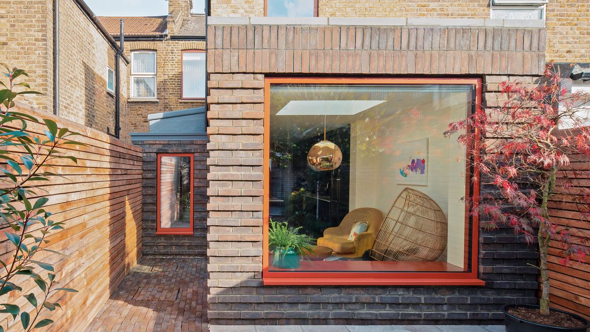 Brilliant flat roof ideas for self builds and extensions | Homebuilding